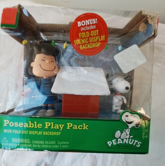 Peanuts | Holiday | Peanuts Posable Play Pack | Poshmark